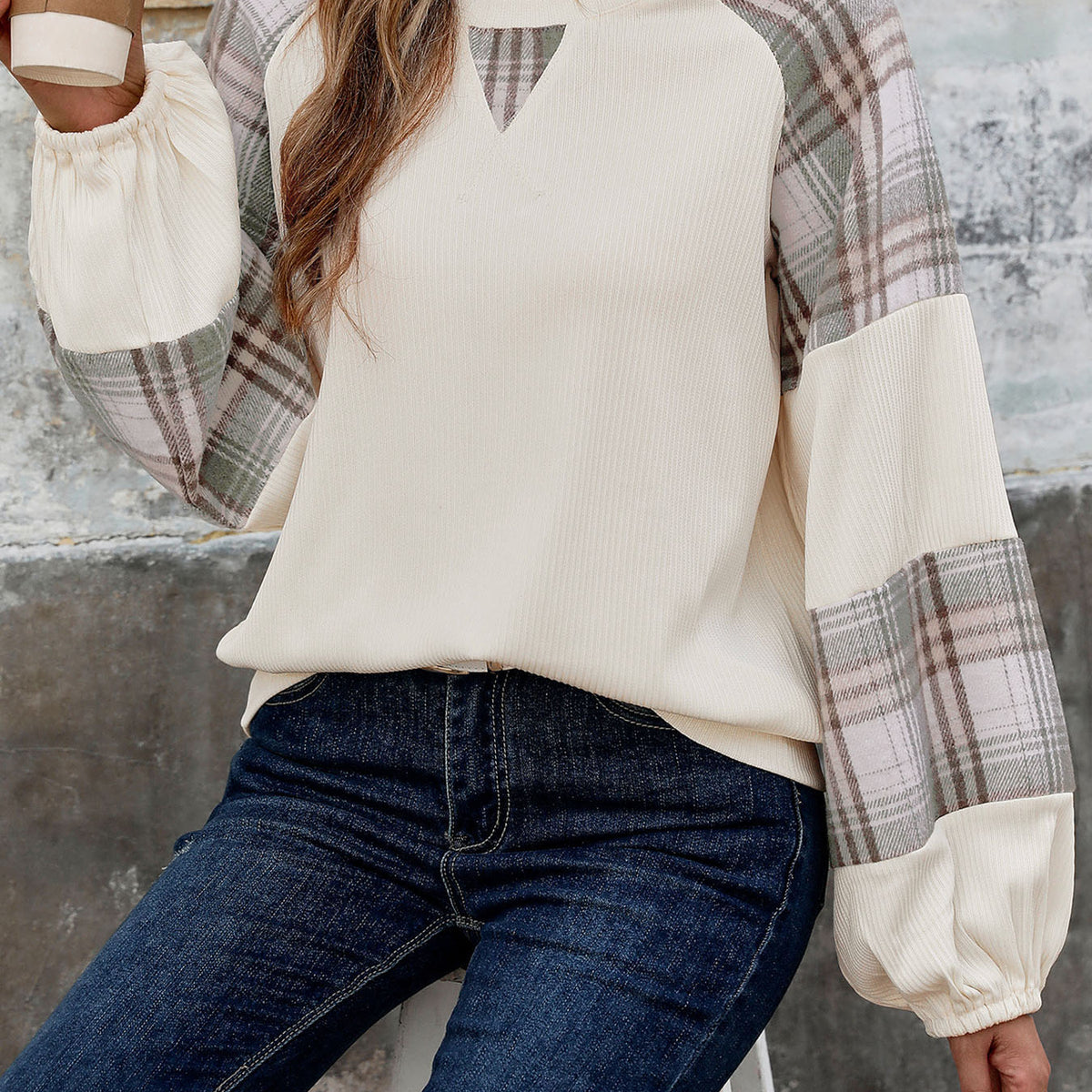 Plaid Round Neck Long Sleeve Sweatshirt – Charming Charlie