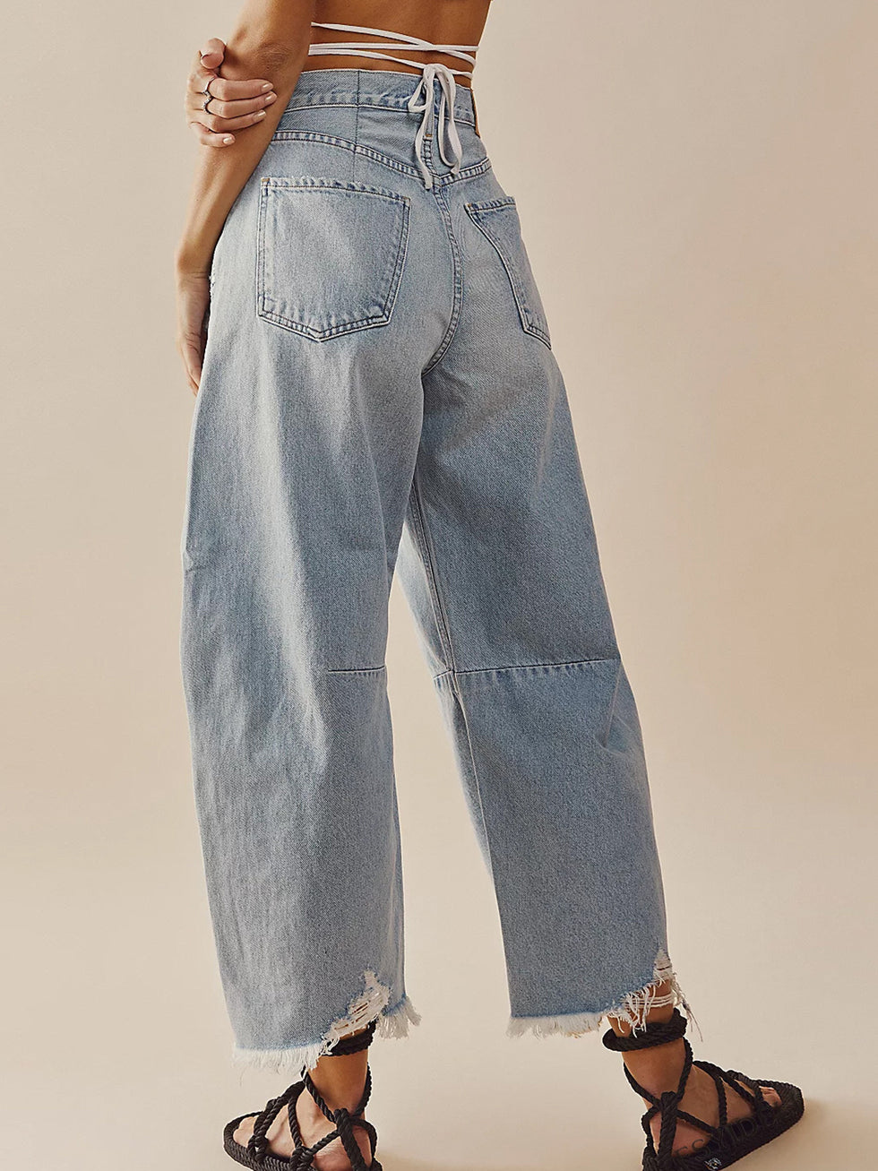 Raw Hem Wide Leg Jeans with Pockets – Charming Charlie