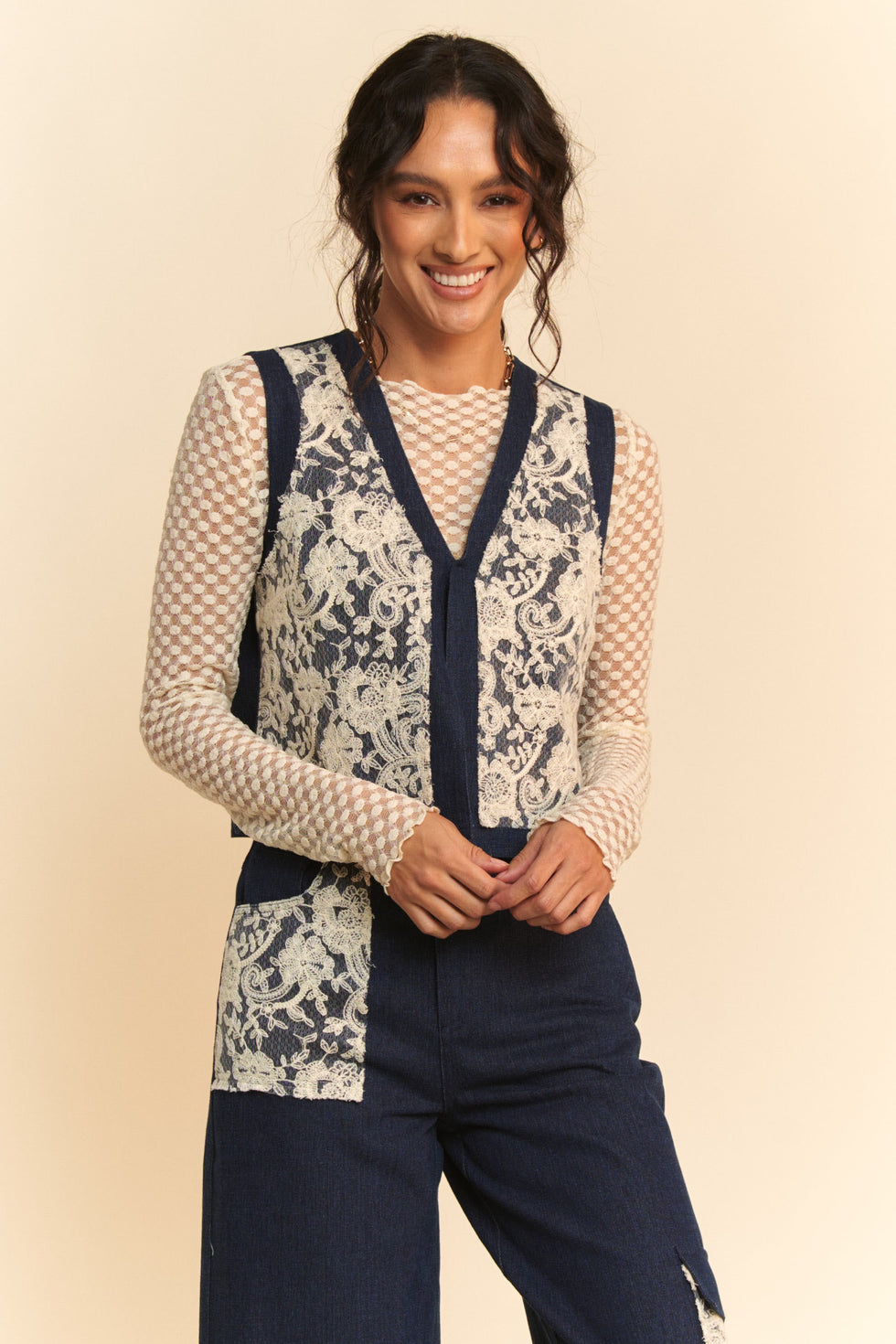 Davi & Dani Lace Patch Open Front Denim Vest – Charming Charlie