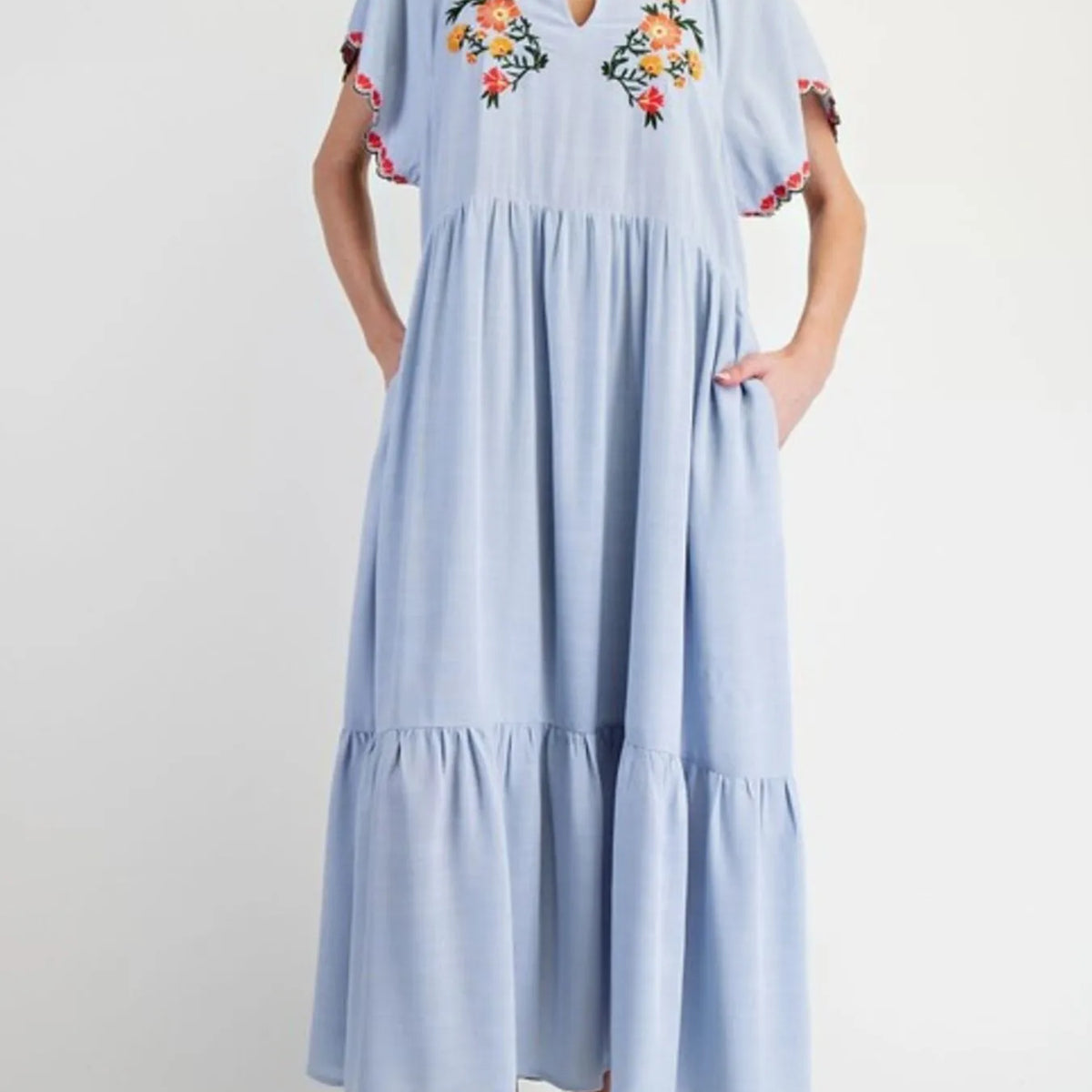 Floral Notched Flutter Sleeve Dress – Charming Charlie