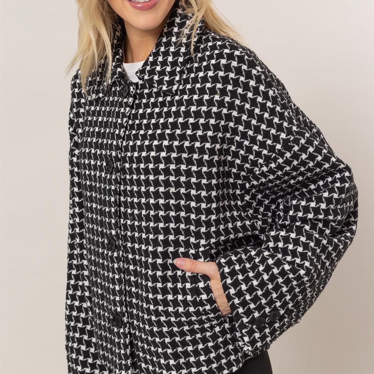 HYFVE Tweed Plaid Button Up Collared Neck Jacket – Charming Charlie