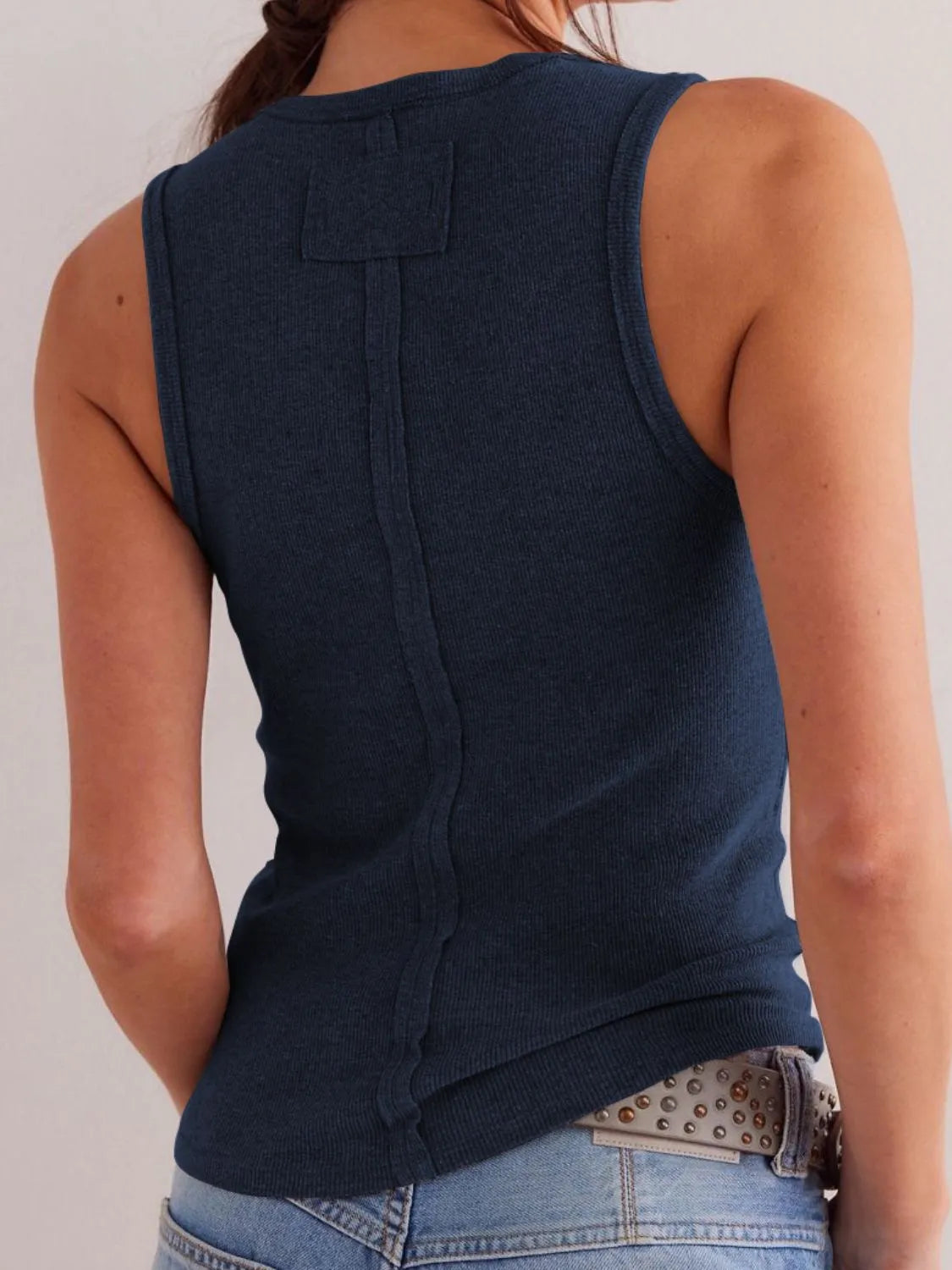 Solid V-Neck Tank – Charming Charlie