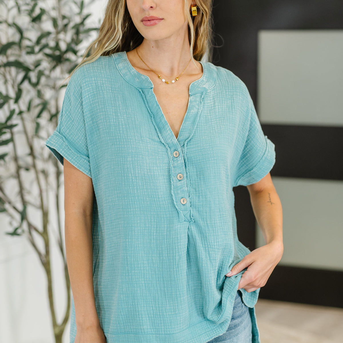 Basic Fade V-Neck Acid Wash Top in Dusty Teal – Charming Charlie