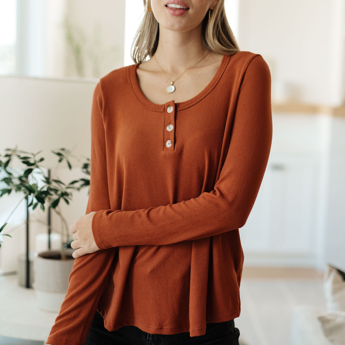 Feeling Better Scoop Neck Top – Charming Charlie