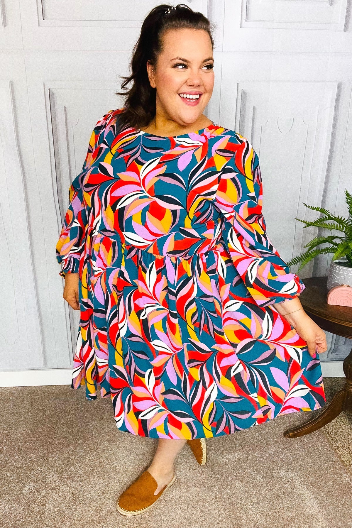 Perfectly You Teal Abstract Print Smocked Cuff Bubble Sleeve Dress – Charming Charlie