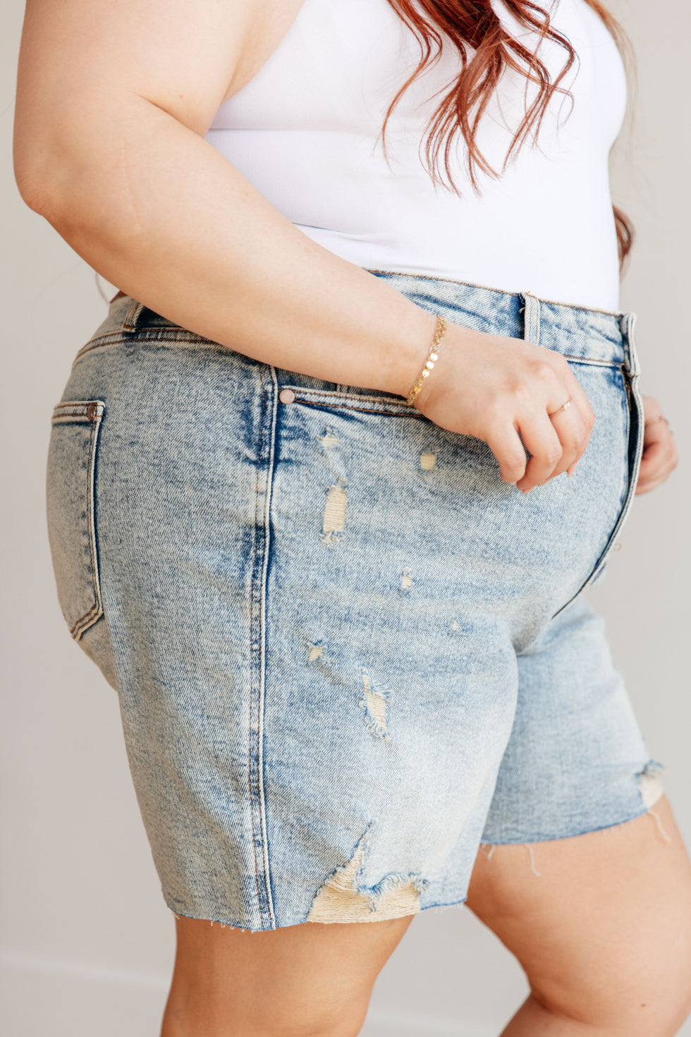 Cindy High Rise Mineral Wash Distressed Boyfriend Shorts – Charming Charlie