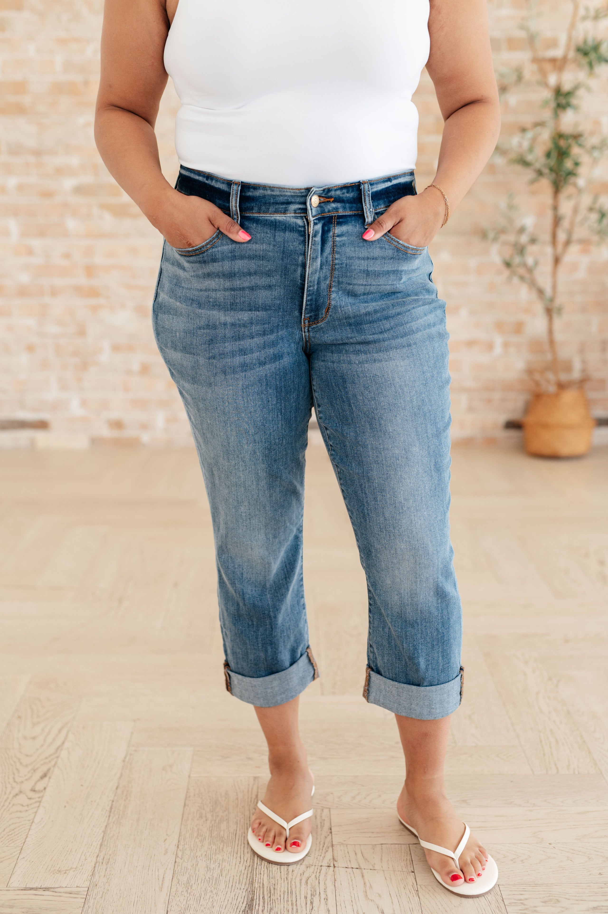 Laura Mid Rise Cuffed Skinny Capri Jeans – Charming Charlie