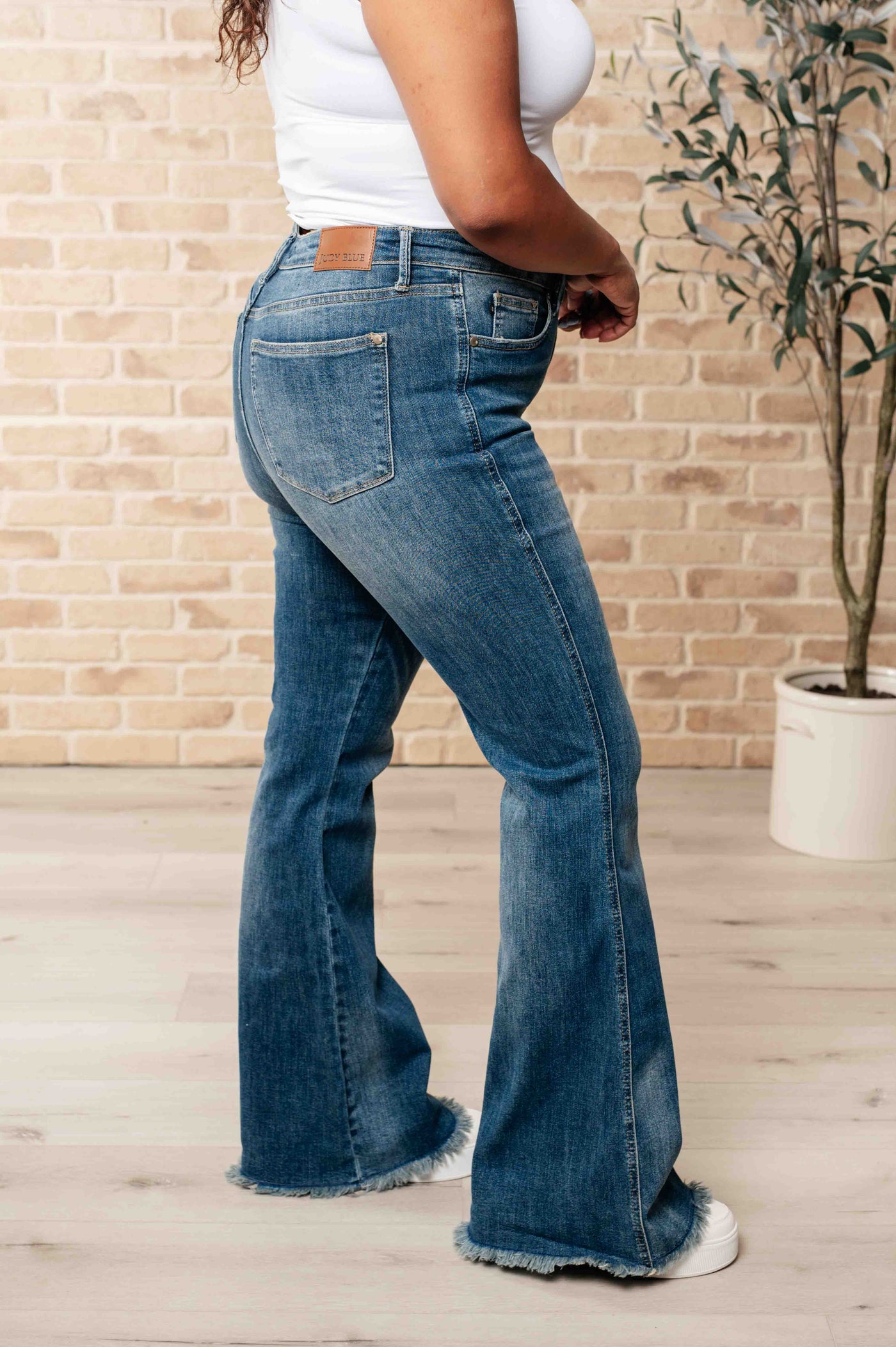 Miley High Waist Control Top Frayed Hem Flare Jeans – Charming Charlie