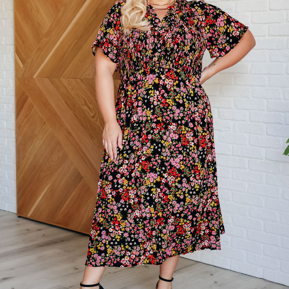 Wildflower and Barley V-Neck Button Up Dress – Charming Charlie