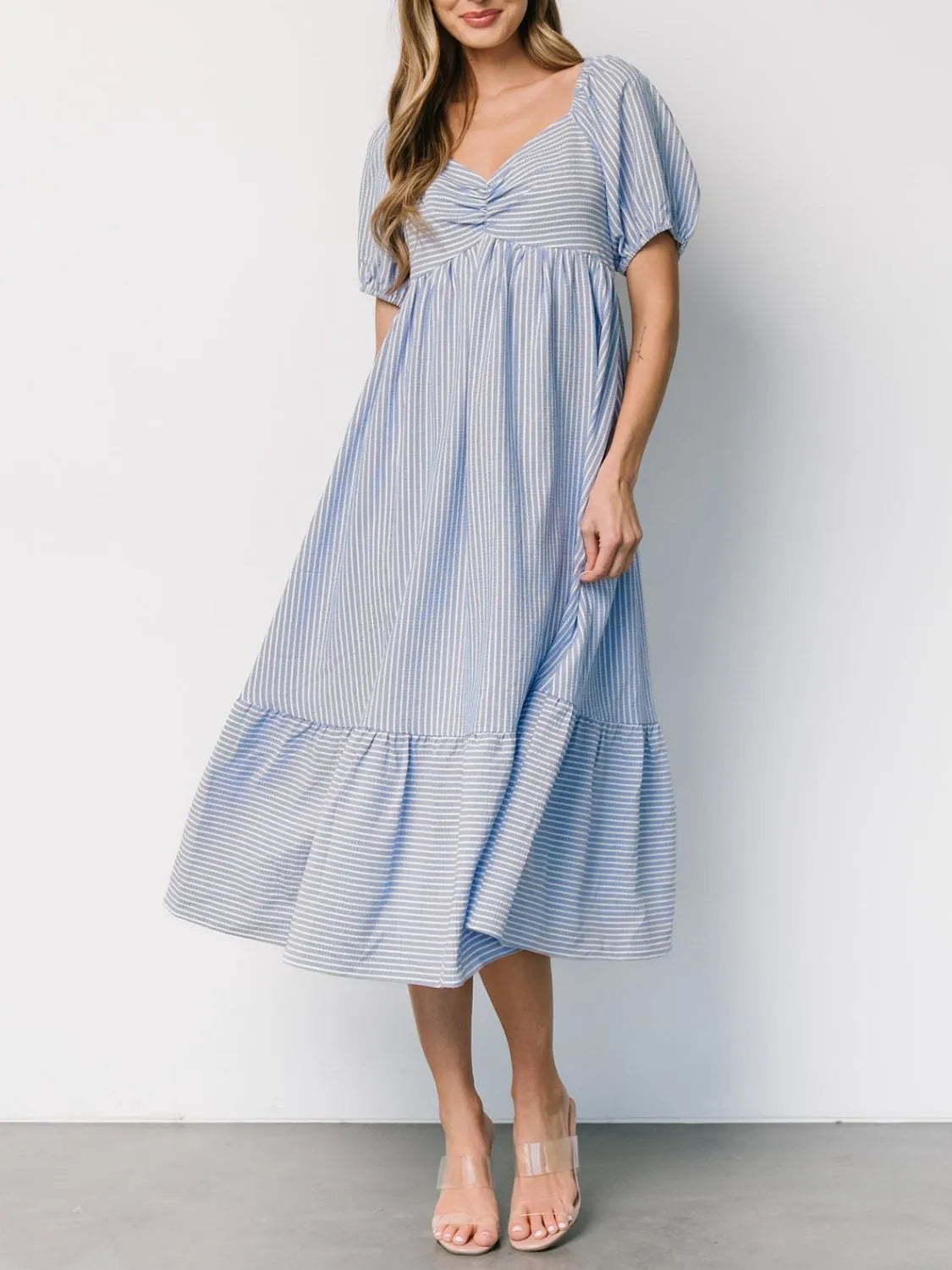 Striped Sweetheart Neck Puff Sleeve Midi Dress – Charming Charlie