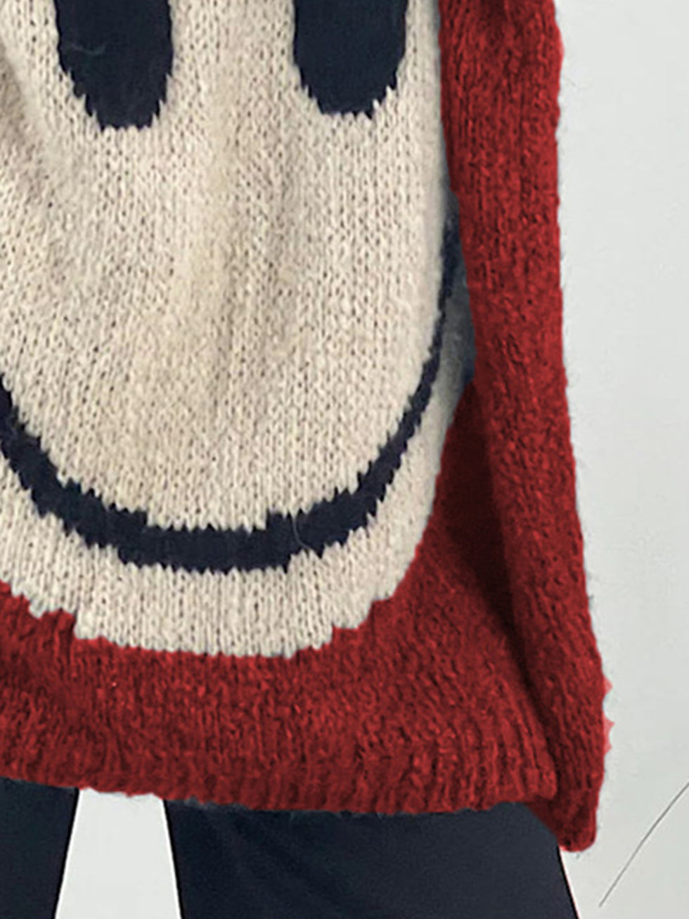 Smiling Face V-Neck Long Sleeve Sweater – Charming Charlie