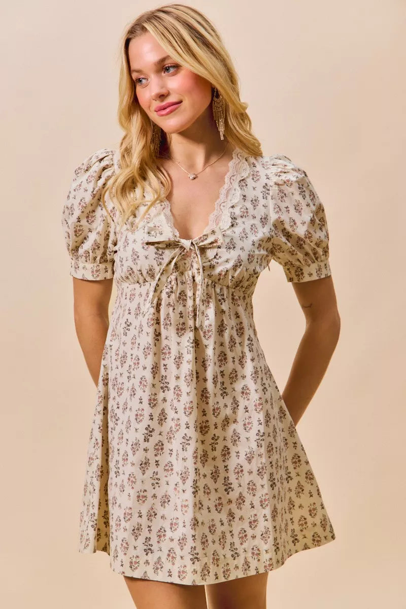 SO ME Floral Print Lace Trim Short Sleeves Mini Dress – Charming Charlie