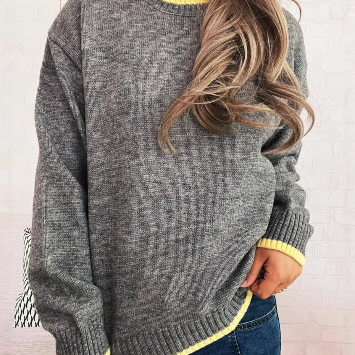 Ribbed Contrast Trim Long Sleeve Sweater – Charming Charlie