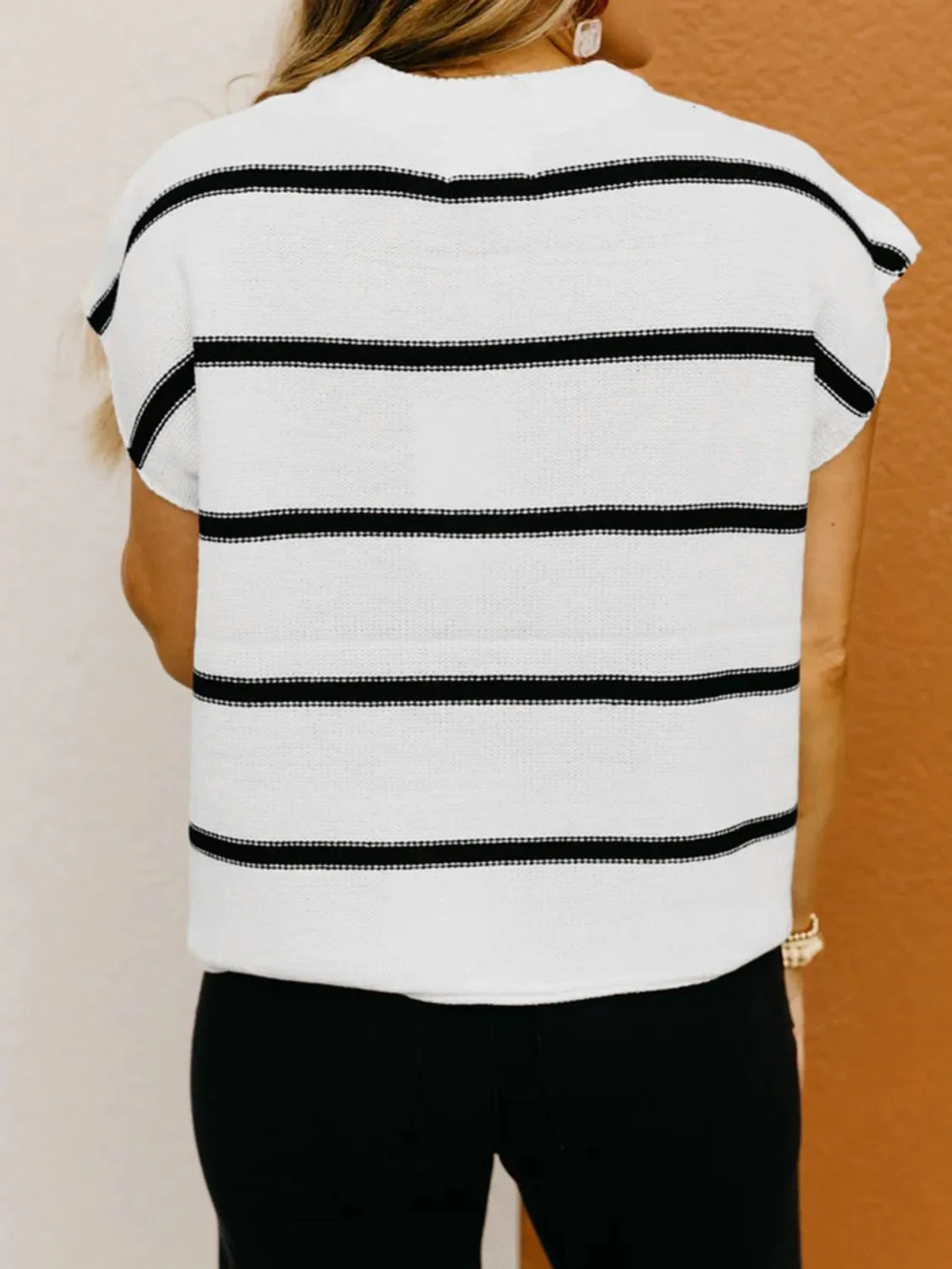 Striped Batwing Sleeve Knit Top – Charming Charlie